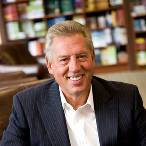 33 Christian Quotes & Sayings by John C Maxwell (Quotations)